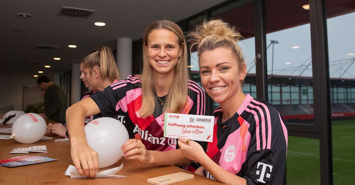 DKMS typing campaign at FC Bayern World